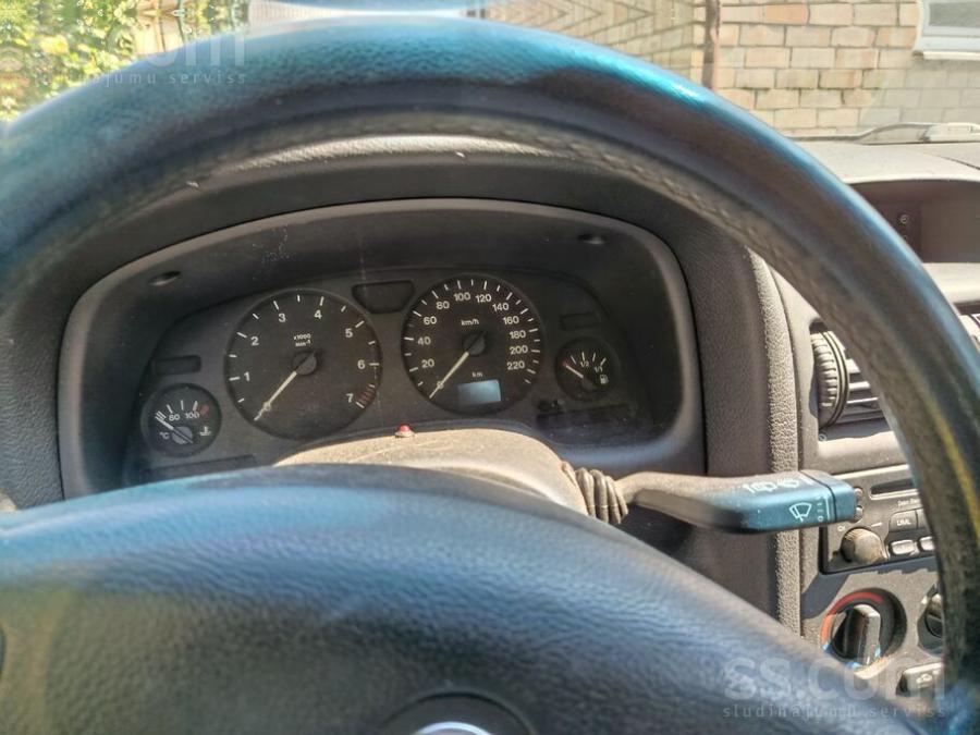Pelēks Opel Astra Van 2001 Rīga, ar dzinēja tilpumu 1.60 L un nobraukumu 169 tūkst. km par 1000 €, foto 7 vietnē AUTOMOTO.COM.LV