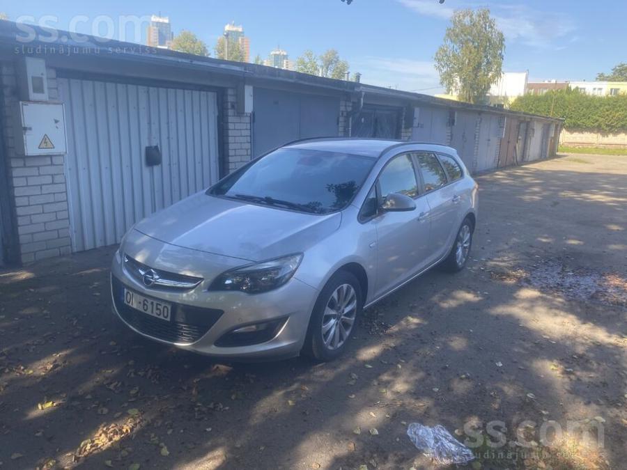 Pelēks Opel Astra Van 2015 Rīga, ar dzinēja tilpumu 1.60 L un nobraukumu 270 tūkst. km par 4999 €, foto 1 vietnē AUTOMOTO.COM.LV