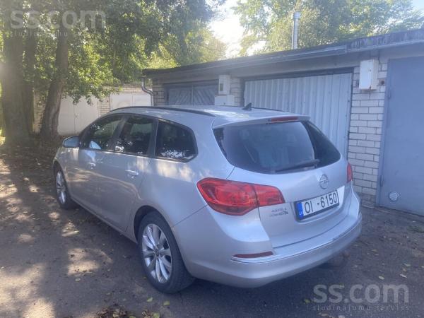Pelēks Opel Astra Van 2015 Rīga, ar dzinēja tilpumu 1.60 L un nobraukumu 270 tūkst. km par 4999 €, foto 5 vietnē AUTOMOTO.COM.LV