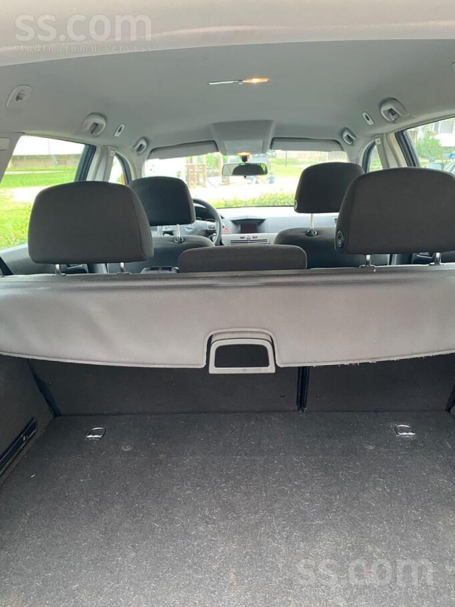 Pelēks Opel Astra Van 2005 Saldus, ar dzinēja tilpumu 1.70 L un nobraukumu 317 tūkst. km par 800 €, foto 7 vietnē AUTOMOTO.COM.LV