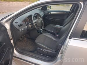 Pelēks Opel Astra Van 2009 Jūrmala, ar dzinēja tilpumu 1.70 L un nobraukumu 340 tūkst. km par 2250 €, foto 3 vietnē AUTOMOTO.COM.LV