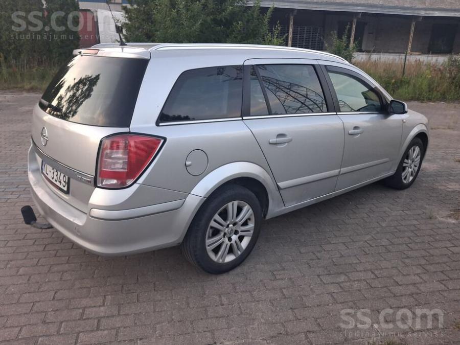 Pelēks Opel Astra Van 2009 Jūrmala, ar dzinēja tilpumu 1.70 L un nobraukumu 340 tūkst. km par 2250 €, foto 4 vietnē AUTOMOTO.COM.LV
