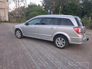 Pelēks Opel Astra Van 2009 Jūrmala, ar dzinēja tilpumu 1.70 L un nobraukumu 340 tūkst. km par 2250 €, foto 6 vietnē AUTOMOTO.COM.LV