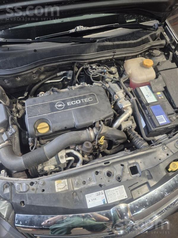 Pelēks Opel Astra Van 2010 Bauska, ar dzinēja tilpumu 1.70 L un nobraukumu 213 tūkst. km par 2500 €, foto 9 vietnē AUTOMOTO.COM.LV