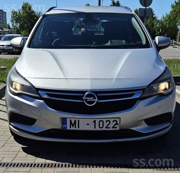 Grey Opel Astra Van 2016 in Riga, with an engine capacity of 1.60 L and mileage of 321 thousand km for 3800 €, photo 7 on AUTOMOTO.COM.LV