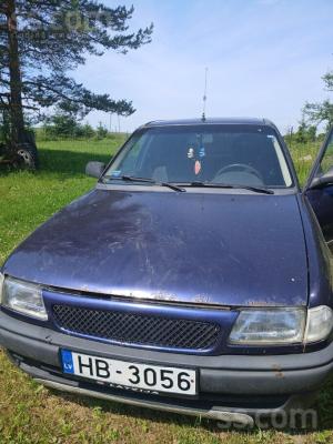 Violets Opel Astra 1993 Liepāja, ar dzinēja tilpumu 1.60 L un nobraukumu 0 tūkst. km par 600 €, foto  vietnē AUTOMOTO.COM.LV