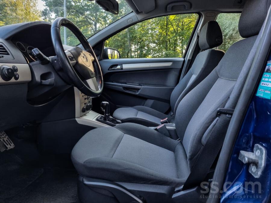 Violets Opel Astra 2008 Rīga, ar dzinēja tilpumu 1.90 L un nobraukumu 270 tūkst. km par 1100 €, foto 6 vietnē AUTOMOTO.COM.LV