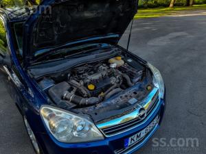 Violets Opel Astra 2008 Rīga, ar dzinēja tilpumu 1.90 L un nobraukumu 270 tūkst. km par 1100 €, foto 15 vietnē AUTOMOTO.COM.LV