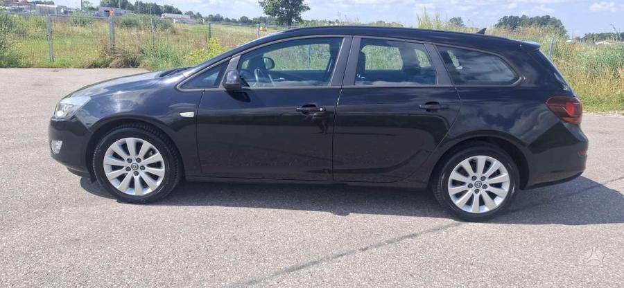 Violets Opel Astra 2011 Marijampole, ar dzinēja tilpumu 1.96 L un nobraukumu 289 tūkst. km par 3300 €, foto 6 vietnē AUTOMOTO.COM.LV