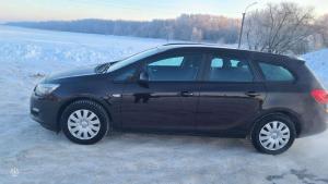 Violets Opel Astra 2013 Šauļi, ar dzinēja tilpumu 1.69 L un nobraukumu 219 tūkst. km par 3500 €, foto 3 vietnē AUTOMOTO.COM.LV