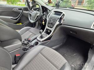 Белый Опель Астра 2012 в Рига, объемом двигателя 1.70 л и пробегом 255 тыс. км за 4000 €, фото 7 на AUTOMOTO.COM.LV
