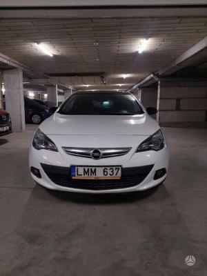 Balts Opel Astra 2013 Viļņa, ar dzinēja tilpumu 1.70 L un nobraukumu 285 tūkst. km par 5000 €, foto 3 vietnē AUTOMOTO.COM.LV