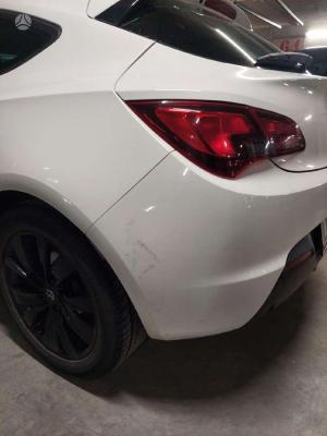 Balts Opel Astra 2013 Viļņa, ar dzinēja tilpumu 1.70 L un nobraukumu 285 tūkst. km par 5000 €, foto 6 vietnē AUTOMOTO.COM.LV