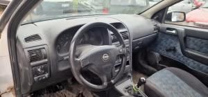 Balts Opel Astra 1999 Valmiera, ar dzinēja tilpumu 1.20 L un nobraukumu 421 tūkst. km par 650 €, foto 10 vietnē AUTOMOTO.COM.LV