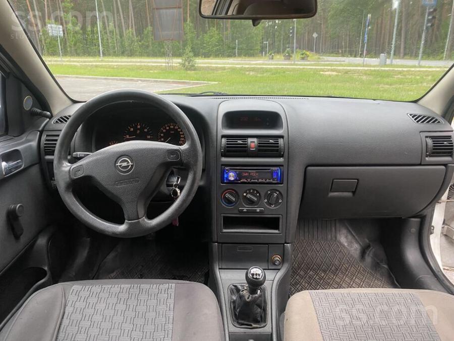 White Opel Astra 2001 in Riga, with an engine capacity of 1.70 L and mileage of 289 thousand km for 1450 €, photo 14 on AUTOMOTO.COM.LV