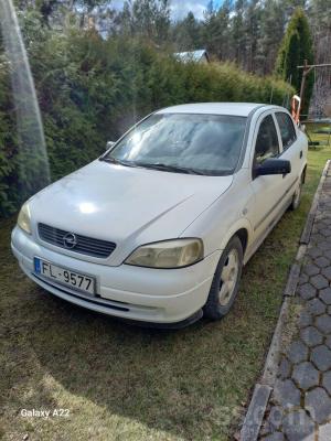 White Opel Astra 2005 in Riga, with an engine capacity of 1.40 L and mileage of 425 thousand km for 400 €, photo  on AUTOMOTO.COM.LV