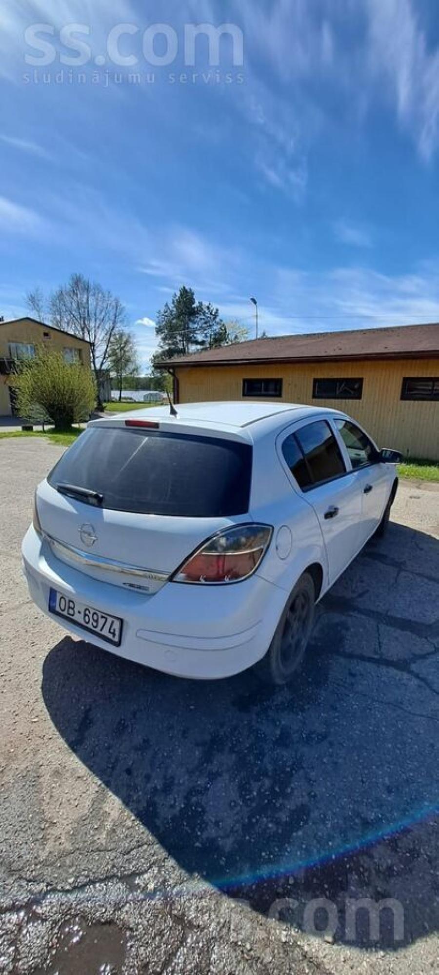 Balts Opel Astra 2008 Limbaži, ar dzinēja tilpumu 1.20 L un nobraukumu 281 tūkst. km par 4200 €, foto 6 vietnē AUTOMOTO.COM.LV