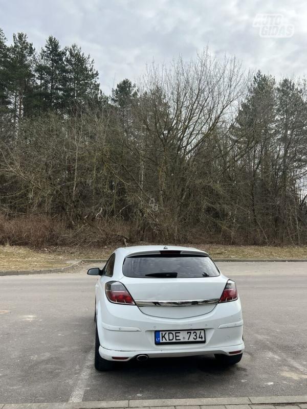 Balts Opel Astra 2008 Viļņa, ar dzinēja tilpumu 1.90 L un nobraukumu 280 tūkst. km par 1600 €, foto 6 vietnē AUTOMOTO.COM.LV