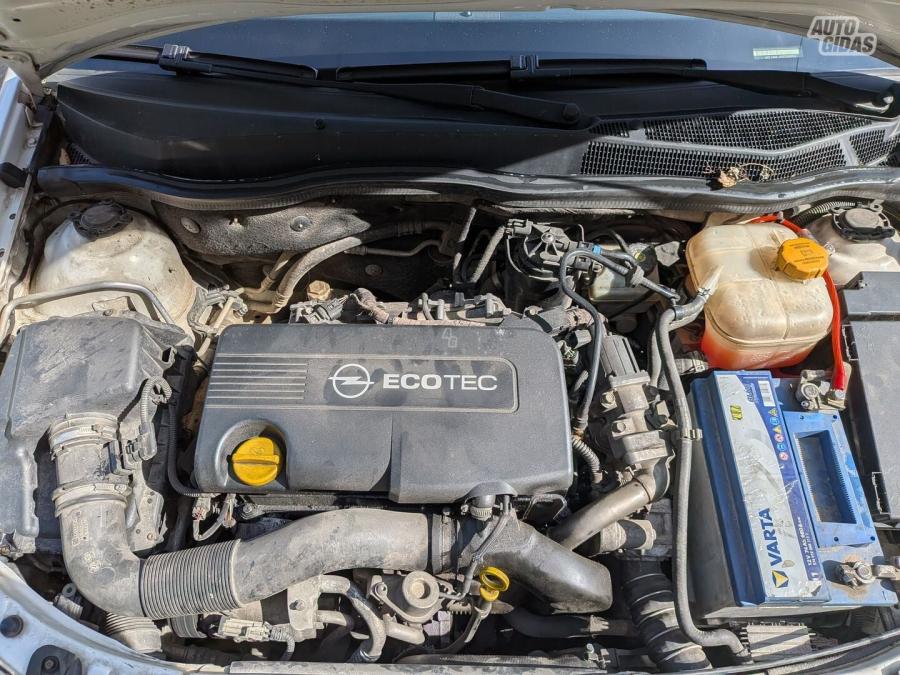 Balts Opel Astra 2009 Šauļi, ar dzinēja tilpumu 1.70 L un nobraukumu 292 tūkst. km par 700 €, foto 14 vietnē AUTOMOTO.COM.LV