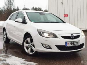 Balts Opel Astra 2010 Viļņa, ar dzinēja tilpumu 1.60 L un nobraukumu 169 tūkst. km par 3950 €, foto 2 vietnē AUTOMOTO.COM.LV