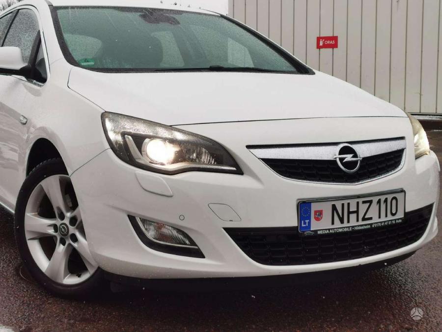 Balts Opel Astra 2010 Viļņa, ar dzinēja tilpumu 1.60 L un nobraukumu 169 tūkst. km par 3950 €, foto 10 vietnē AUTOMOTO.COM.LV