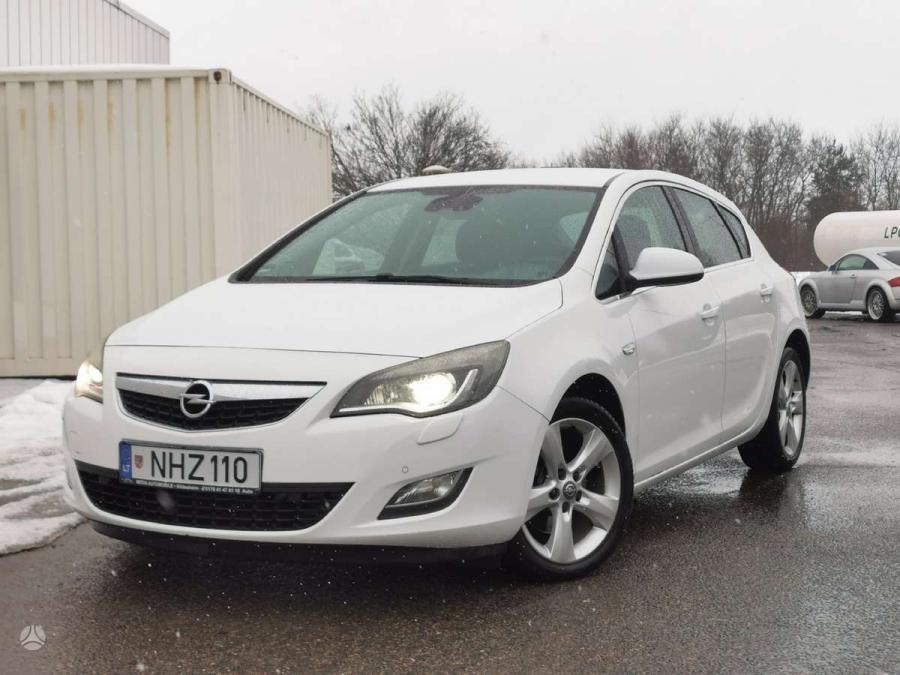 Balts Opel Astra 2010 Viļņa, ar dzinēja tilpumu 1.60 L un nobraukumu 169 tūkst. km par 3950 €, foto 19 vietnē AUTOMOTO.COM.LV