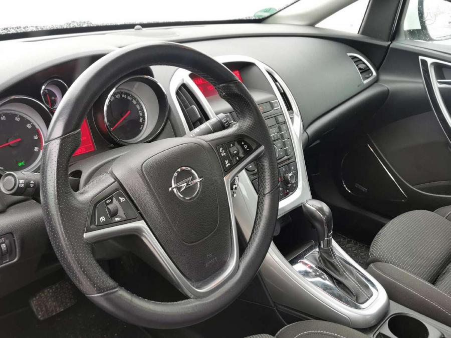 Balts Opel Astra 2010 Viļņa, ar dzinēja tilpumu 1.60 L un nobraukumu 169 tūkst. km par 3950 €, foto 26 vietnē AUTOMOTO.COM.LV
