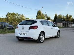 Balts Opel Astra 2010 Viļņa, ar dzinēja tilpumu 1.60 L un nobraukumu 290 tūkst. km par 1150 €, foto 5 vietnē AUTOMOTO.COM.LV