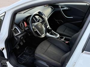 Balts Opel Astra 2010 Viļņa, ar dzinēja tilpumu 1.60 L un nobraukumu 290 tūkst. km par 1150 €, foto 6 vietnē AUTOMOTO.COM.LV