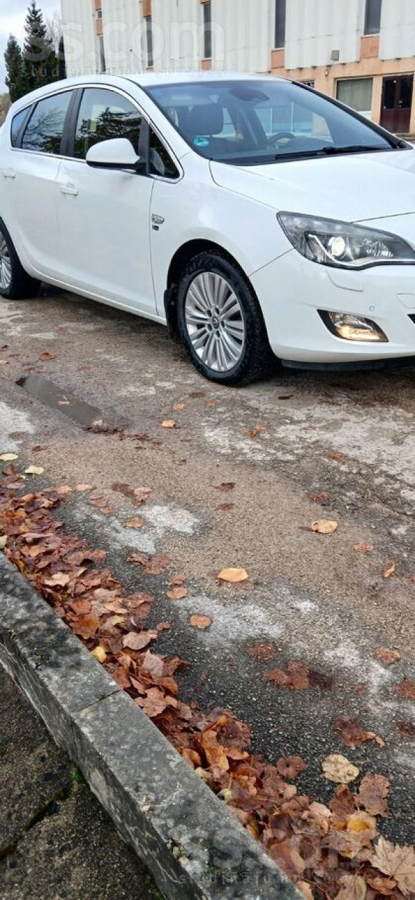 Balts Opel Astra 2010 Aizkraukle, ar dzinēja tilpumu 2.00 L un nobraukumu 209 tūkst. km par 3950 €, foto 7 vietnē AUTOMOTO.COM.LV