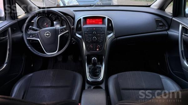 Balts Opel Astra 2010 Jēkabpils, ar dzinēja tilpumu 1.70 L un nobraukumu 325 tūkst. km par 1850 €, foto 7 vietnē AUTOMOTO.COM.LV