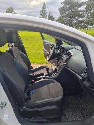 Balts Opel Astra 2011 Šilalė, ar dzinēja tilpumu 1.69 L un nobraukumu 450 tūkst. km par 2100 €, foto 11 vietnē AUTOMOTO.COM.LV