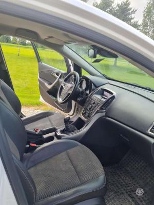 Balts Opel Astra 2011 Šilalė, ar dzinēja tilpumu 1.69 L un nobraukumu 450 tūkst. km par 2100 €, foto 15 vietnē AUTOMOTO.COM.LV