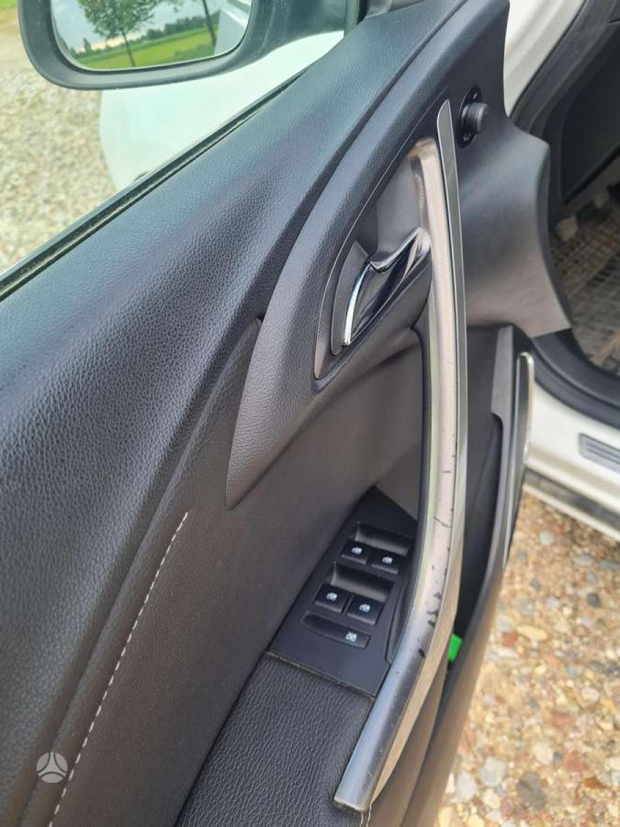 Balts Opel Astra 2011 Šilalė, ar dzinēja tilpumu 1.69 L un nobraukumu 450 tūkst. km par 2100 €, foto 17 vietnē AUTOMOTO.COM.LV