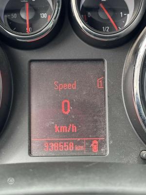 Balts Opel Astra 2012 Kauņa, ar dzinēja tilpumu 1.36 L un nobraukumu 339 tūkst. km par 2777 €, foto 6 vietnē AUTOMOTO.COM.LV