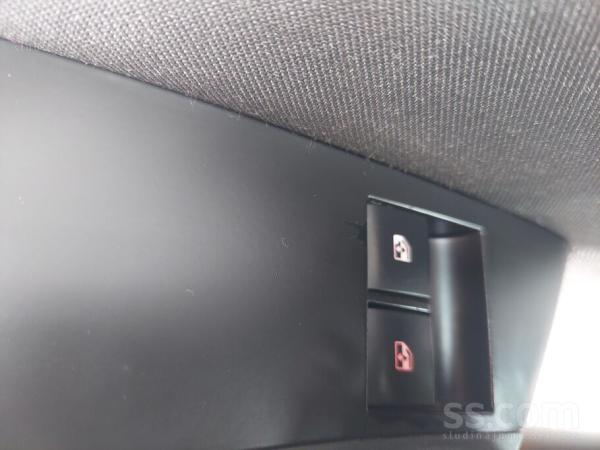 Balts Opel Astra 2014 Cēsis, ar dzinēja tilpumu 1.60 L un nobraukumu 230 tūkst. km par 5200 €, foto 8 vietnē AUTOMOTO.COM.LV