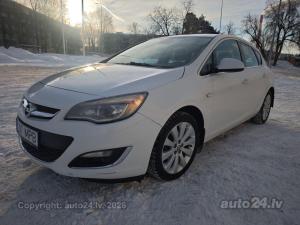 White Opel Astra 2015 in Tallinn, with an engine capacity of 1.40 L and mileage of 152 thousand km for 6200 €, photo  on AUTOMOTO.COM.LV