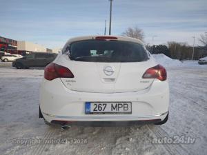 White Opel Astra 2015 in Tallinn, with an engine capacity of 1.40 L and mileage of 152 thousand km for 6200 €, photo 6 on AUTOMOTO.COM.LV