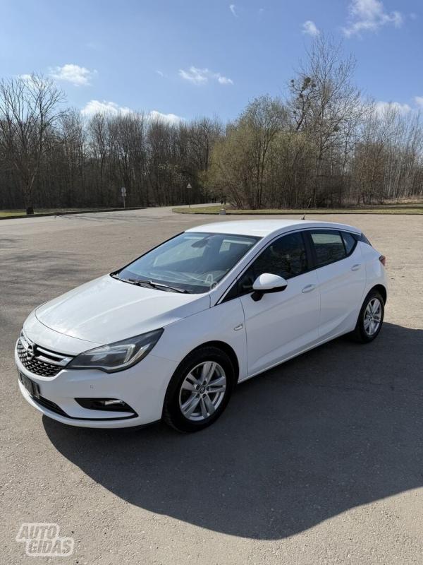Balts Opel Astra 2016 Kauņa, ar dzinēja tilpumu 1.60 L un nobraukumu 262 tūkst. km par 7800 €, foto 4 vietnē AUTOMOTO.COM.LV