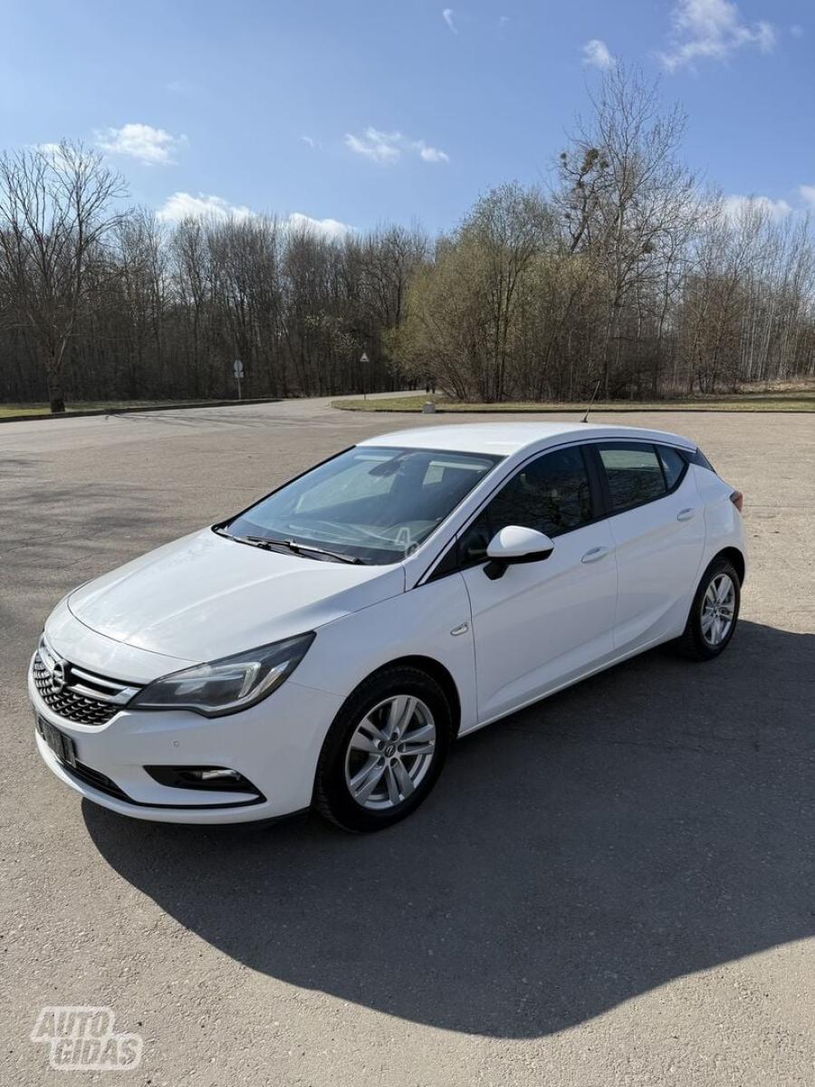 Balts Opel Astra 2016 Kauņa, ar dzinēja tilpumu 1.60 L un nobraukumu 262 tūkst. km par 7800 €, foto 5 vietnē AUTOMOTO.COM.LV