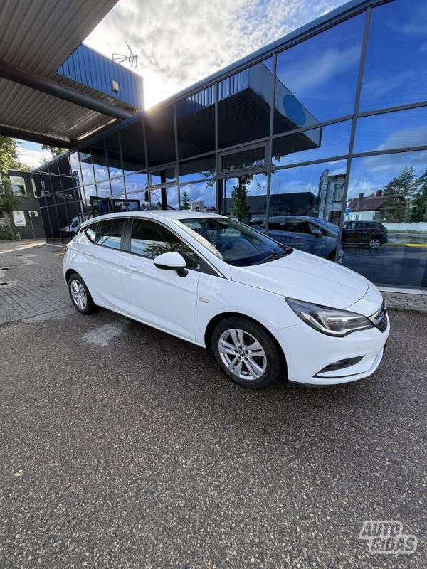 Balts Opel Astra 2016 Kauņa, ar dzinēja tilpumu 1.60 L un nobraukumu 266 tūkst. km par 6700 €, foto 4 vietnē AUTOMOTO.COM.LV