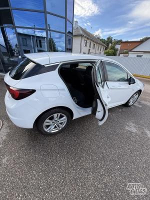 White Opel Astra 2016 in Kaunas, with an engine capacity of 1.60 L and mileage of 266 thousand km for 6700 €, photo 11 on AUTOMOTO.COM.LV