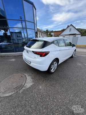 White Opel Astra 2016 in Kaunas, with an engine capacity of 1.60 L and mileage of 266 thousand km for 6700 €, photo 14 on AUTOMOTO.COM.LV