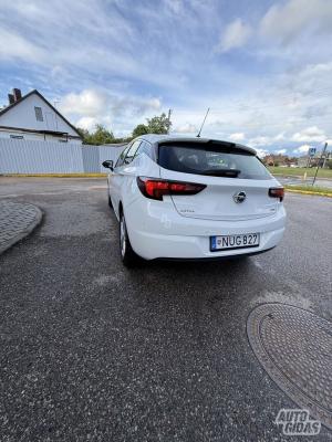 White Opel Astra 2016 in Kaunas, with an engine capacity of 1.60 L and mileage of 266 thousand km for 6700 €, photo 17 on AUTOMOTO.COM.LV