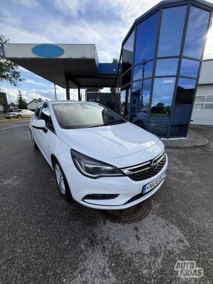 White Opel Astra 2016 in Kaunas, with an engine capacity of 1.60 L and mileage of 266 thousand km for 6700 €, photo 18 on AUTOMOTO.COM.LV