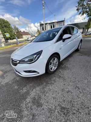 White Opel Astra 2016 in Kaunas, with an engine capacity of 1.60 L and mileage of 266 thousand km for 6700 €, photo 22 on AUTOMOTO.COM.LV