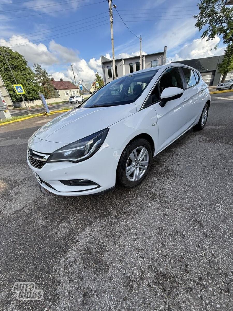 White Opel Astra 2016 in Kaunas, with an engine capacity of 1.60 L and mileage of 266 thousand km for 6700 €, photo 22 on AUTOMOTO.COM.LV
