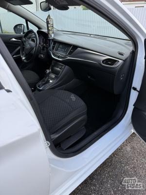 White Opel Astra 2016 in Kaunas, with an engine capacity of 1.60 L and mileage of 266 thousand km for 6700 €, photo 24 on AUTOMOTO.COM.LV