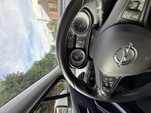 White Opel Astra 2016 in Kaunas, with an engine capacity of 1.60 L and mileage of 266 thousand km for 6700 €, photo 26 on AUTOMOTO.COM.LV