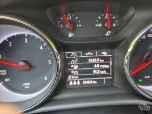 White Opel Astra 2016 in Kaunas, with an engine capacity of 1.60 L and mileage of 255 thousand km for 5500 €, photo 10 on AUTOMOTO.COM.LV